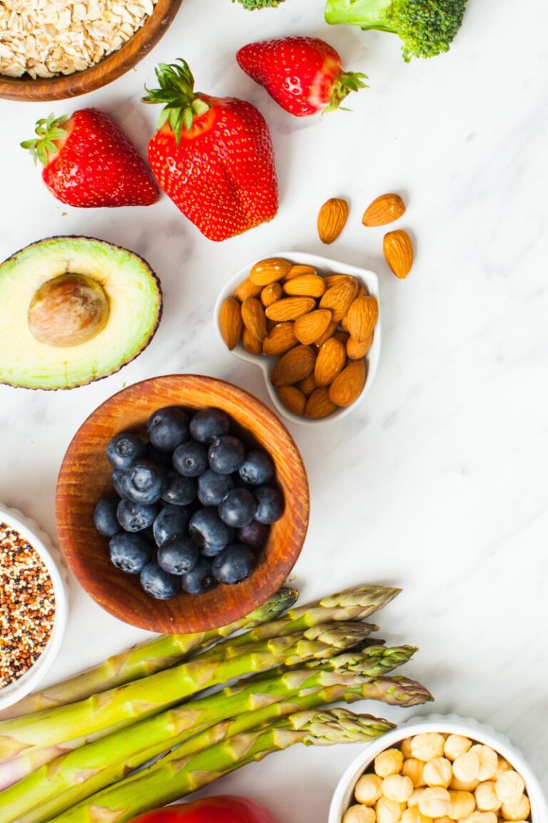 7 Best Herbs For Hair Growth And Thickness (With Recipes)