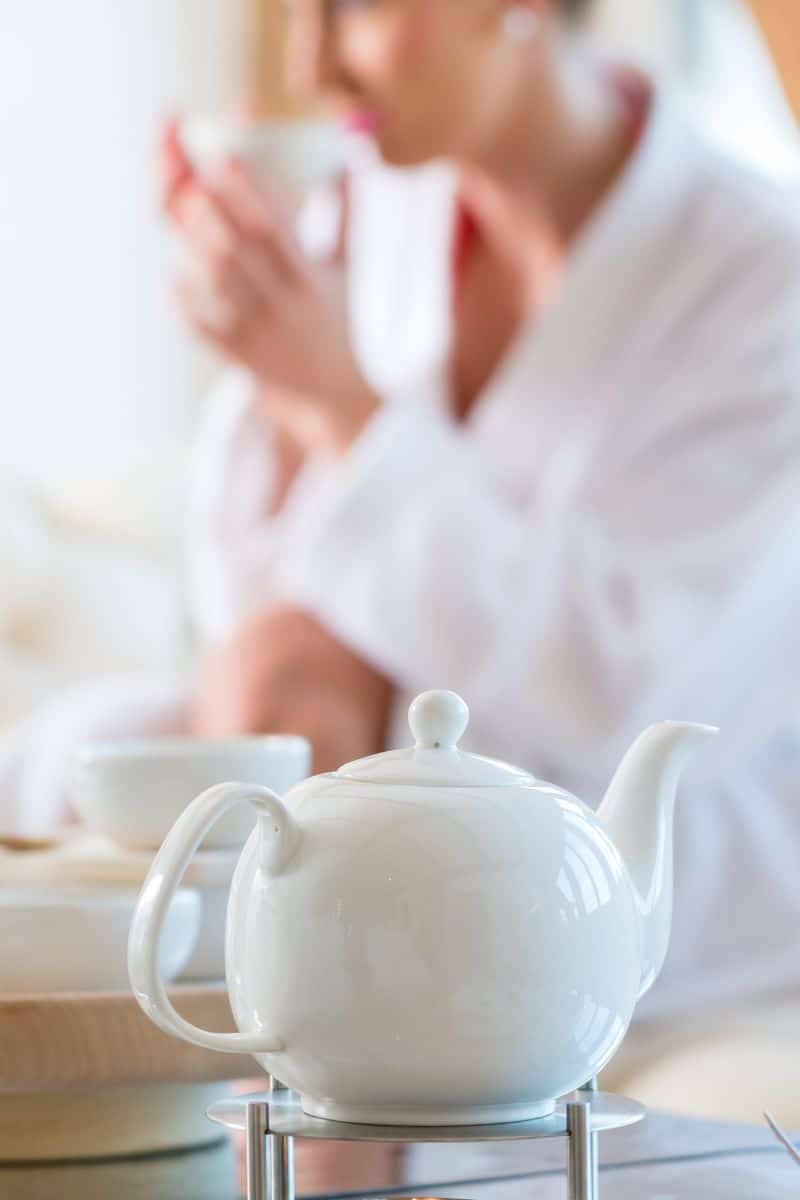 The 5 Best Yoni Steam Herbs For Fertility (With DIY Steams)