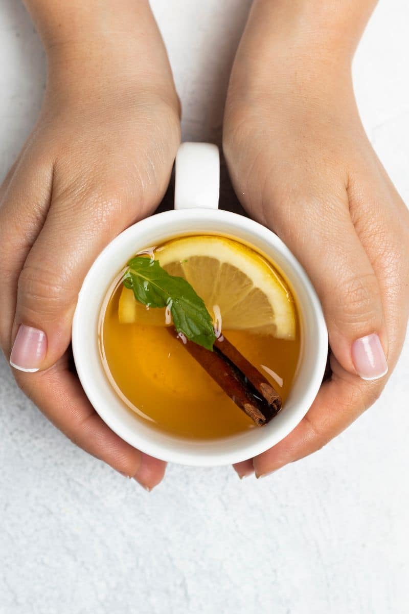 10 Best Herbal Teas For Stress And Anxiety Relief