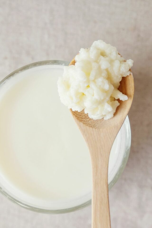 Kefir Vs Kombucha: Which Fermented Drink Is Better?