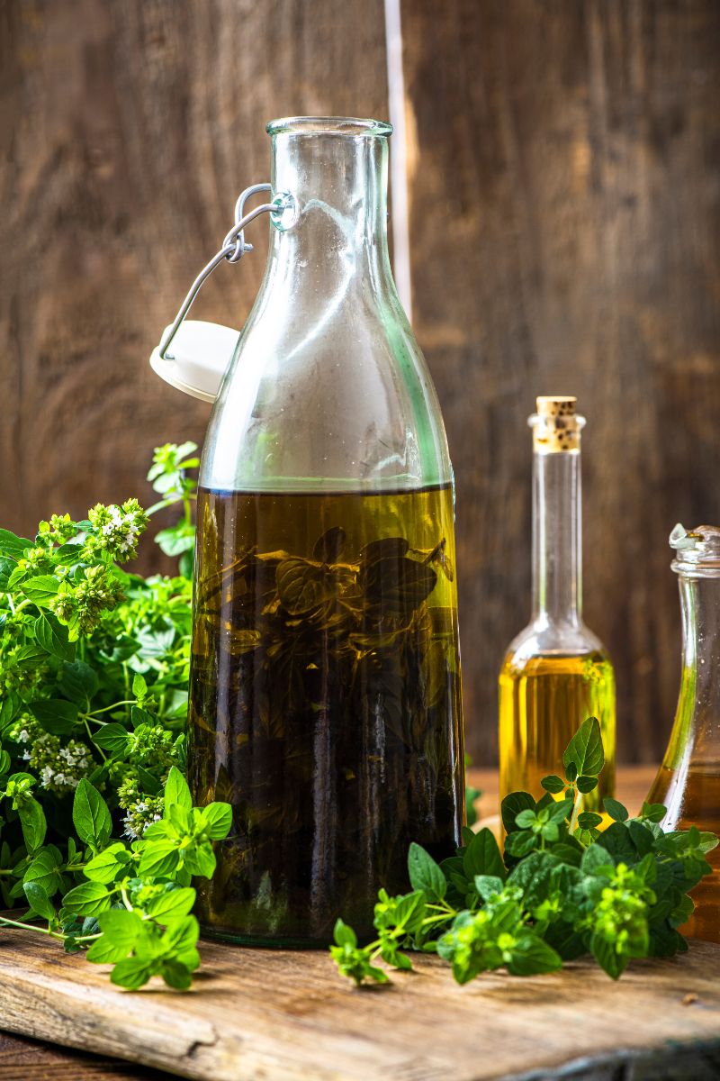 Oil Of Oregano Vs Oregano Oil: What's The Difference?